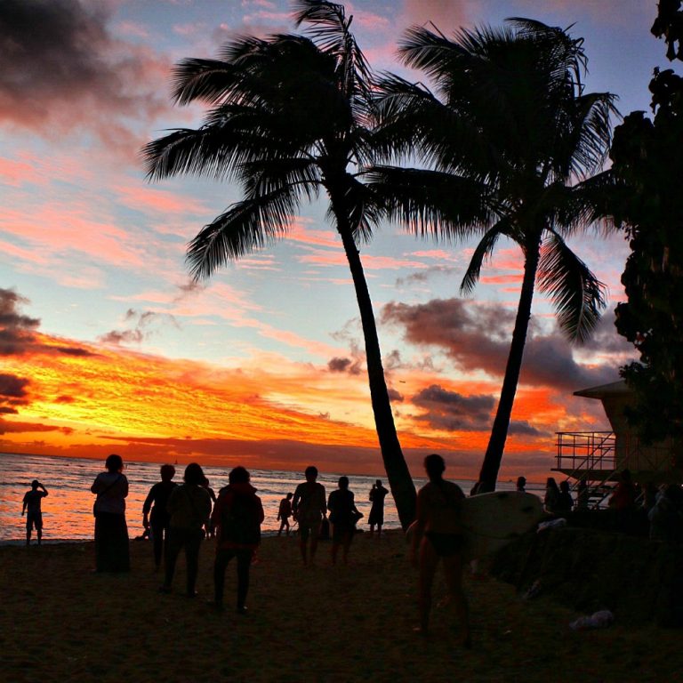 Solo Female Travel Hawaii - Shalee Wanders