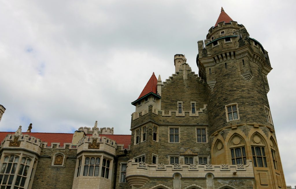 A Toronto Travel Guide - Shalee Wanders