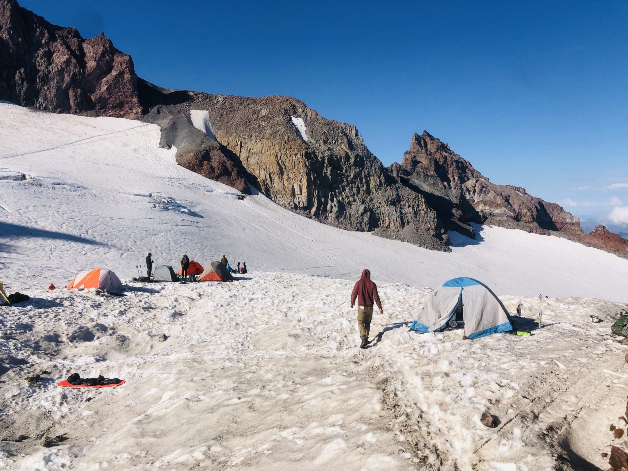 Everything to Know Before Climbing Mount Rainier – Disappointment ...